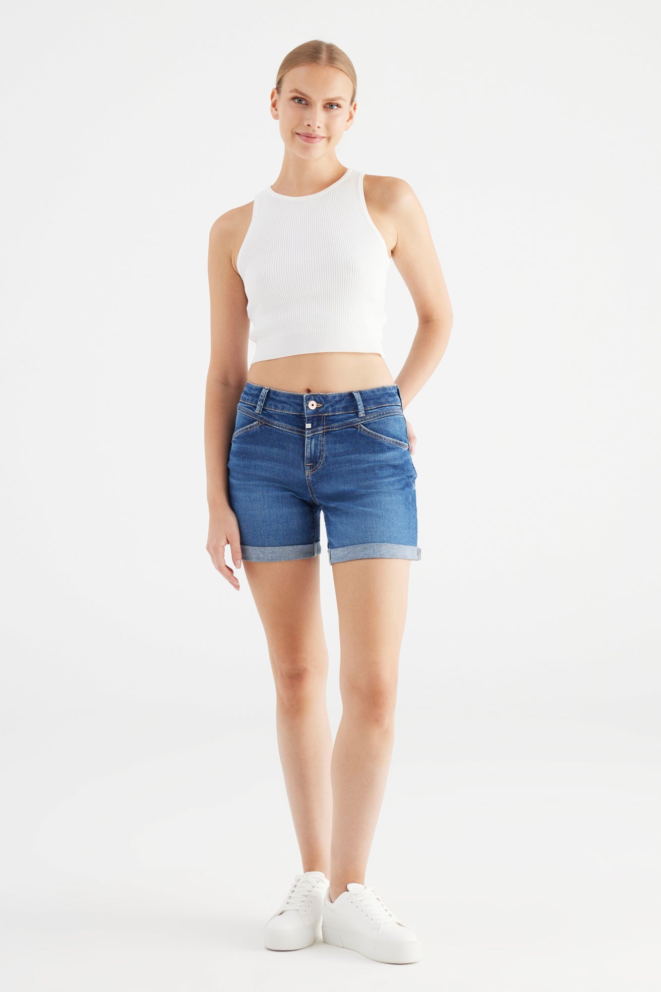 Jade Mid Waist Regular Length Turn-up 5 Pocket Shorts Deep Blue – COJ Denim