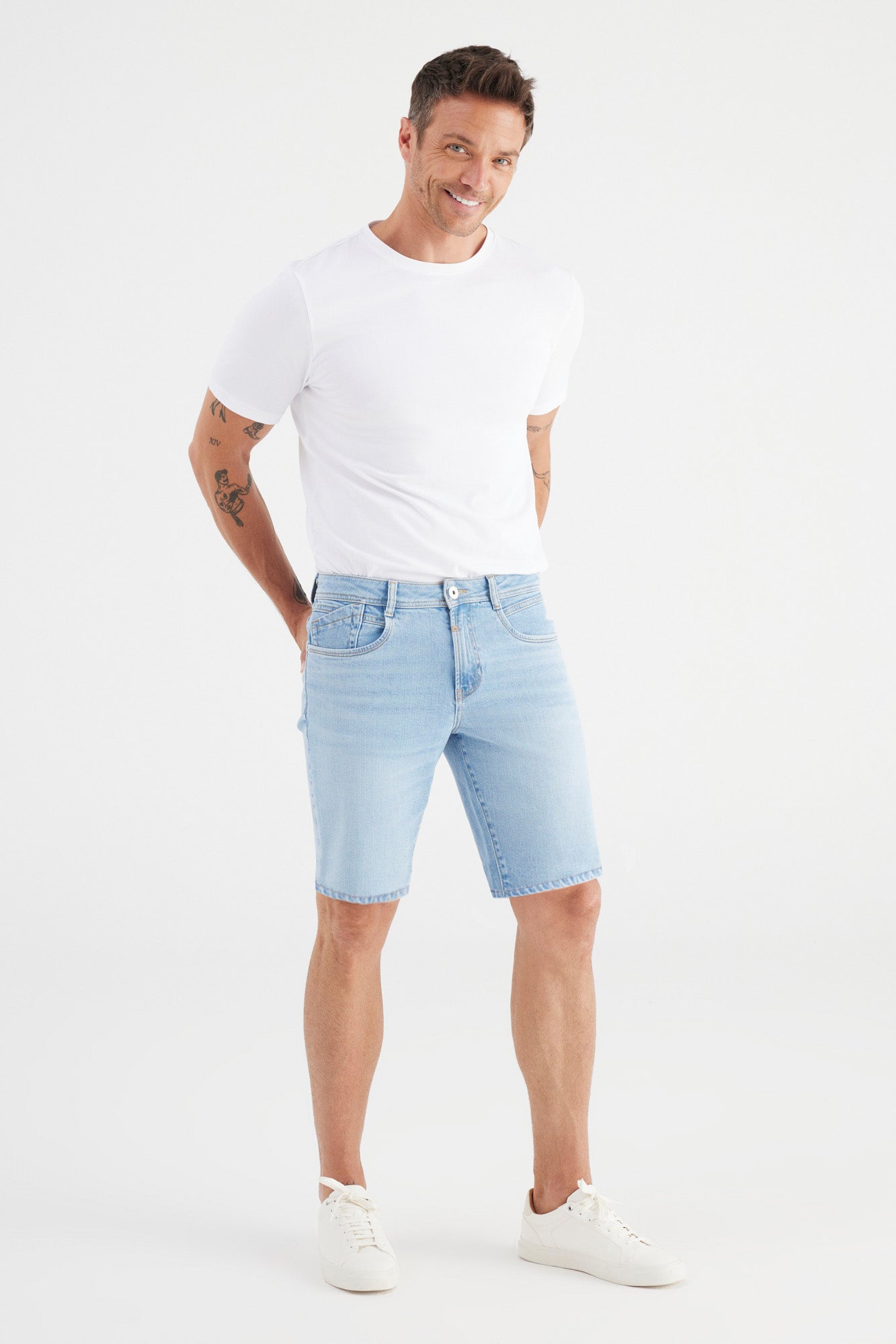 Magnus Mid Waist Regular Length Turn-up 5 Pocket Shorts Light Blue – COJ Denim